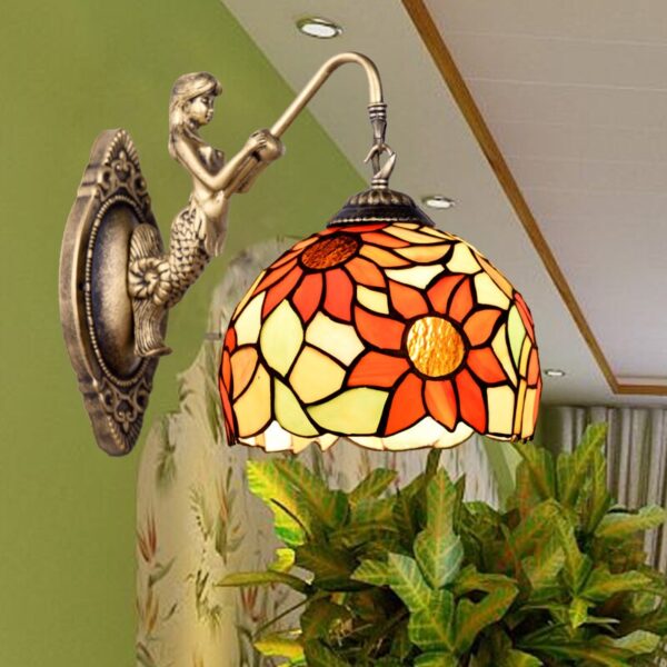 Stained glass lamps in the style of Tiffany - Elena Sunshine Magazine®